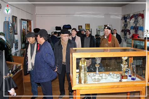 МОНГОЛ БАХАРХАЛ ТУСГАЙ ҮЗЭСГЭЛЭН ГАРГАЛАА