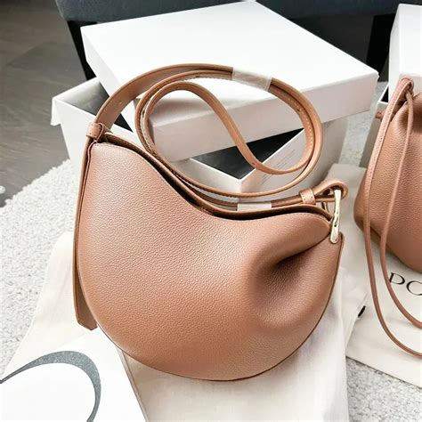 Luxurys Nano Dumpling Tote Bags Fashion Designer From Meifengg01