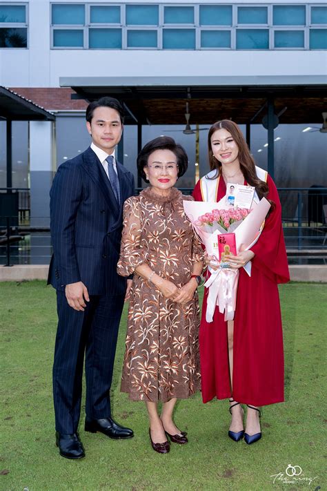 ចៅស្រីលោកអ្នកឧកញ៉ា ភាព ហៀក បញ្ចប់ការសិក្សានៅសាលា Ispp