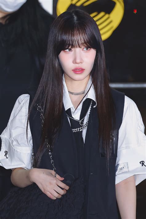 [잡담] 비비 동생 데뷔했는데 비비랑 진짜 다르게 생겼다 인스티즈 Instiz 연예 카테고리