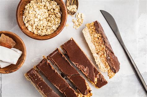 코코넛귀리 원시 채식주의 바입니다 톱 보기 밝은 배경 공간을 복사 건강 한 채식 음식 개념입니다 0명에 대한 스톡 사진 및 기타 이미지 Istock