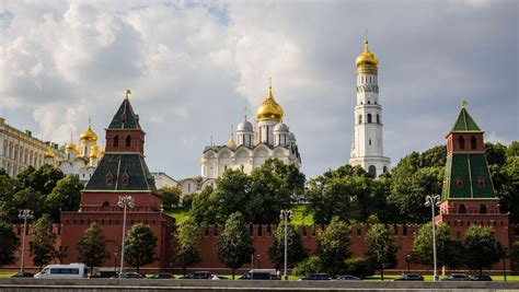 Кремљ о Србији и БРИКС у ЕУ стално поставља услове Београду и заврће му руке — Rt Balkan