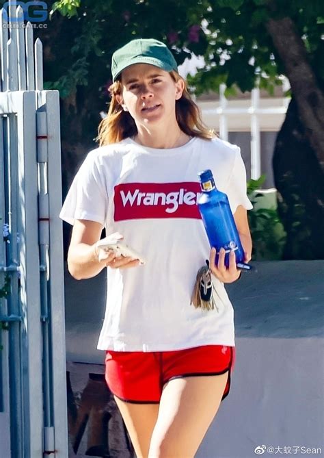 Emma Watson Nude Hot Leaked Pics Naked Uncensored