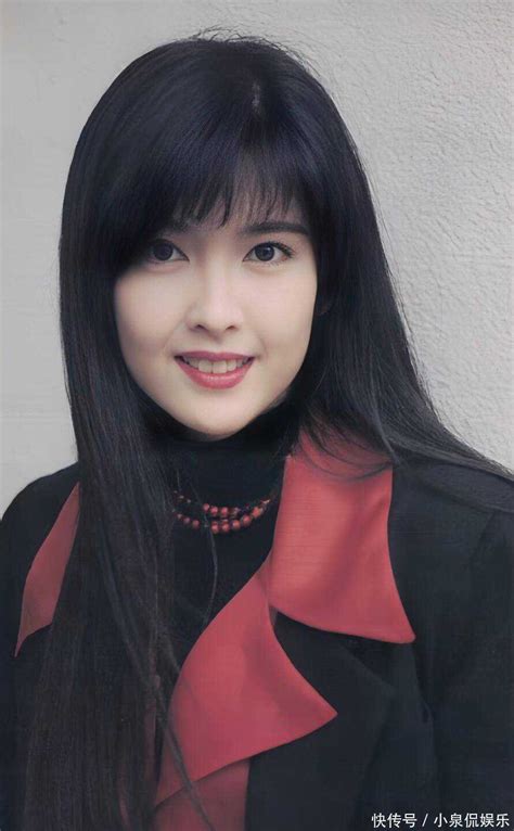 34年忍8次出轨，玉女掌门周慧敏的婚姻选择让人震惊