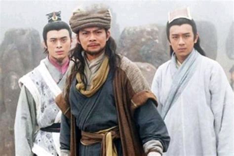 金庸也犯了错萧峰担任的南院大王到底是什么官职