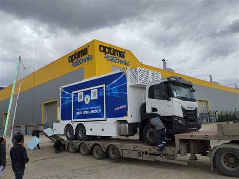 Centres De Commandement Et De Coordination Mobiles Solutions Pour La Garde Militaire Et Civile