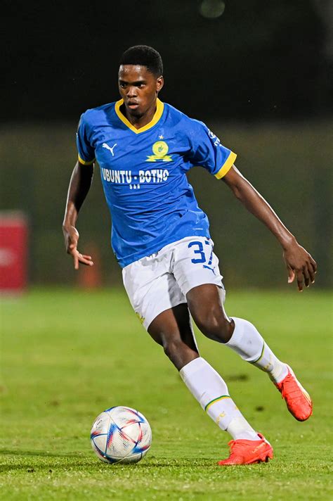 Loan Move Possible For Ngobeni Soccer Laduma