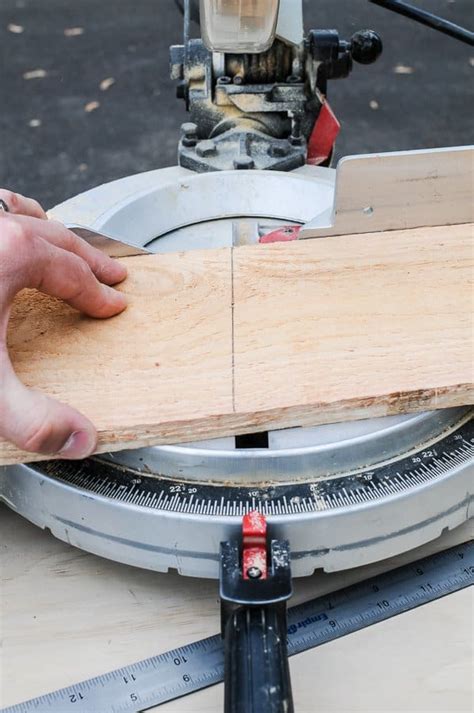 Easy 15 Fixer Upper Style Diy Cedar Window Boxes Joyful Derivatives