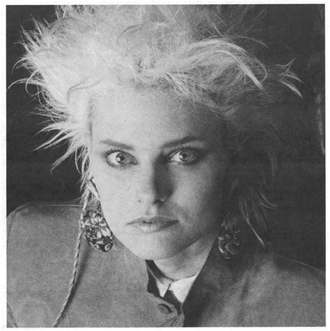 The Astonishingly Talented Aimee Mann Circa 1985 When She Was In The