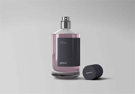 Free Classic Perfume Mockup Psd