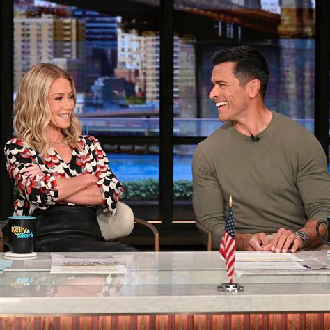Kelly Ripa And Mark Consuelos Admit The Big Challenge Of Working With
