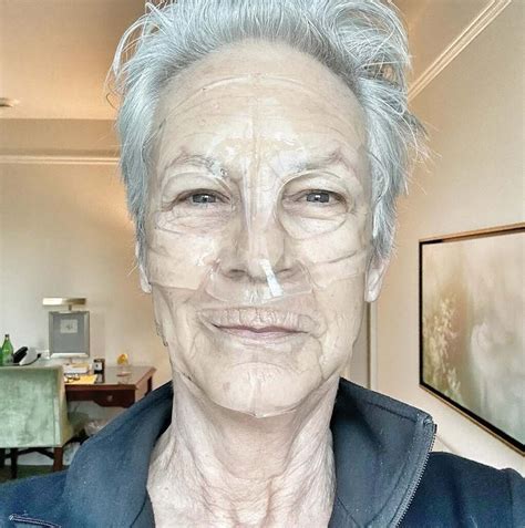 Jamie Lee Curtis 66 Reveals Makeup Free Face Sparking Praise For