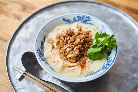 豆乳発酵担々うどん 担々麺風うどん のレシピ・作り方 榎本美沙のレシピサイト「ふたりごはん」発酵食品、季節料理のレシピ