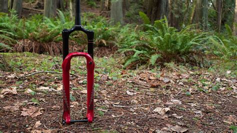 2019 Rockshox Lyrik 160mm Fork Review Freehub Magazine