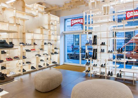 Kengo Kuma Adds Timber Grid To Milan Camper Store