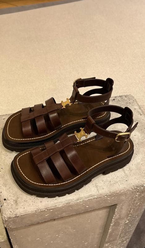 Сандалии Celine — цена 4200 грн в каталоге Сандалии Купить женские вещи по доступной цене на