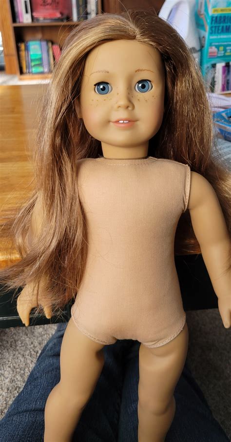 Brown Hair With Blue Eyes Dolls