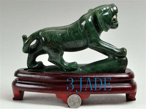 Natural Green Nephrite Jade Tiger Statue Carving Sculpture J026144
