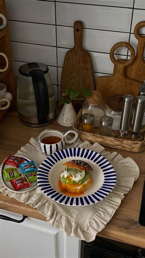 сбалансированный завтрак на масленицу🥞 рецепт идеальных блинов в предыдущем рилс ️