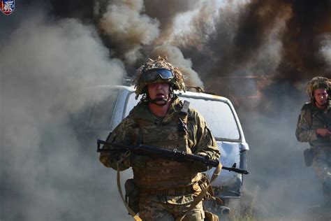 ЗСУ відбили атаку рашистів які одягнули українську форму Україна інфо