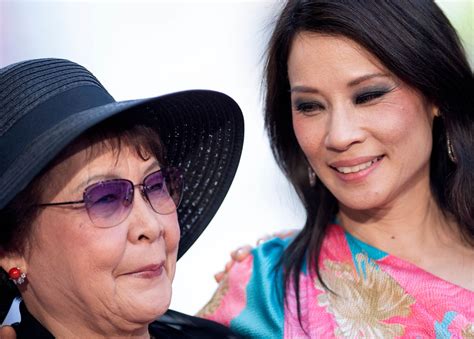 Lucy Liu Becomes Second Asian American Woman To Receive Star On Hollywood Walk Of Fame And Intro