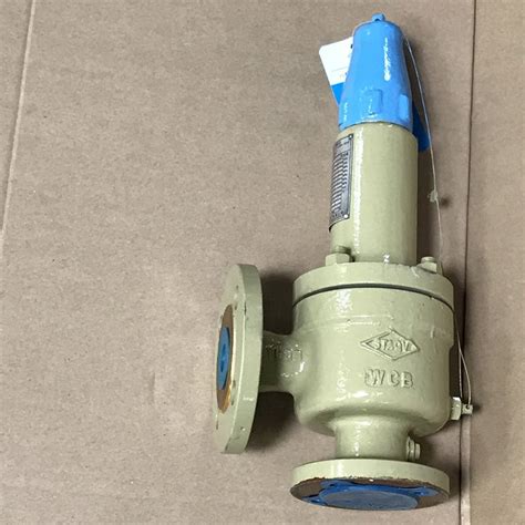 A42y 16c弹簧全启式安全阀 25c铸钢法兰式安全阀门
