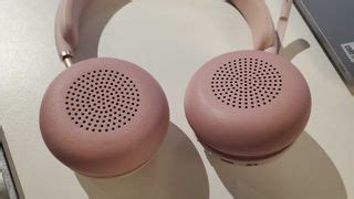 Logitech Zone Wireless Review Ai And Performance Married To A Somewhat Perfect Union Techradar