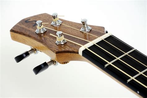 Sarastro Steelstring Baritone Ukulele Stoll Guitars