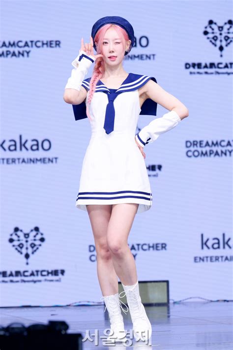 드림캐쳐 한동 깜찍한 윙크 [se★포토] 서울경제