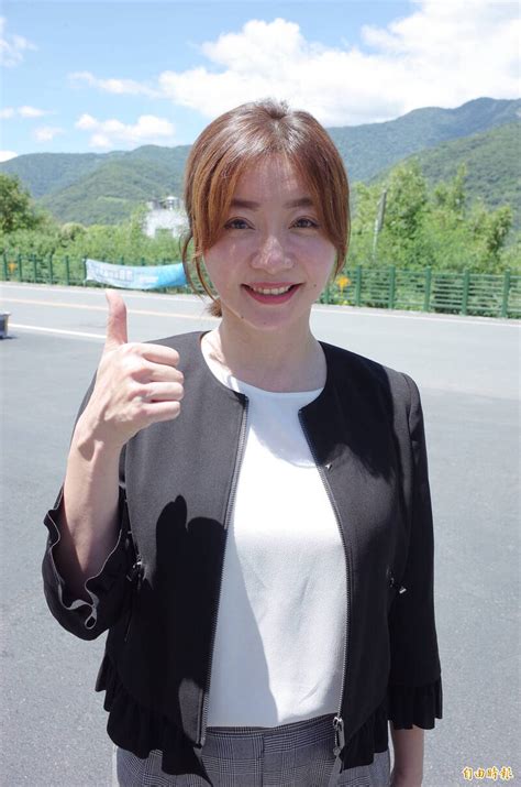 花蓮最美鄉長參選人張容榕突宣布退選 檢調查有無「搓圓仔湯」 2022 九合一選舉