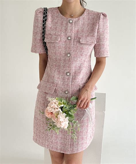 어나더라벨 하객룩 Palace 트위드 미니원피스 핑크