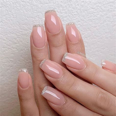 𝐛𝐫𝐨𝐨𝐦𝐲 브루미네일 잠실네일 송파네일 석촌네일 On Instagram 𝐛𝐫𝐨𝐨𝐦𝐲 𝐧𝐚𝐢𝐥 글리터프렌치 🤍오픈이벤트🤍
