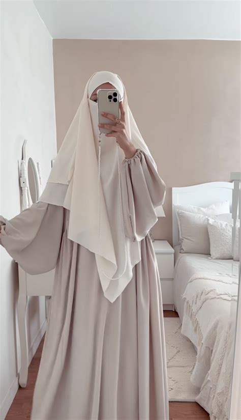 Classy And Simple Abaya Idee Di Moda Stile Hijab Come Vestirsi