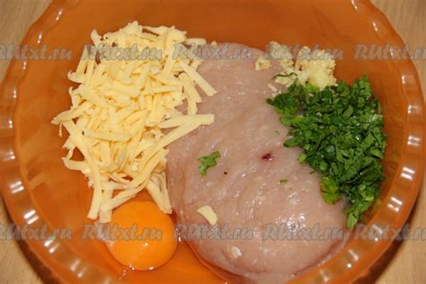 Оладьи из куриного фарша на кефире 6 фото в рецепте