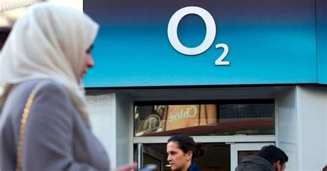 O2 Issues Warning Over Phone Call And Text That Could Drain Your Bank