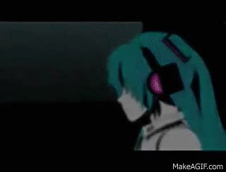 Hatsune Miku On Make A Gif