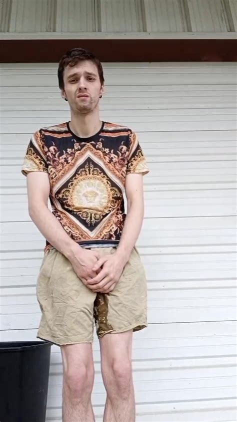 Pissing In His Shorts Thisvid Com