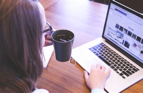 website कैसे बनाये सिर्फ 10 मिनट में वेबसाइट बनाना सीखें 2023 htips