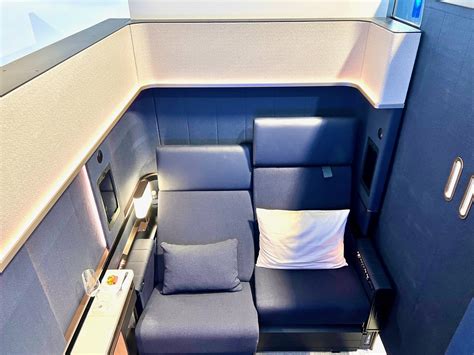 Lufthansa Unveils Its New Allegris First Class Cabin