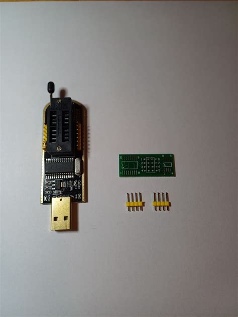 Programator Ch341 Usb Pentru Chipuri Bios Eeprom Spi 24xx Si 25xx
