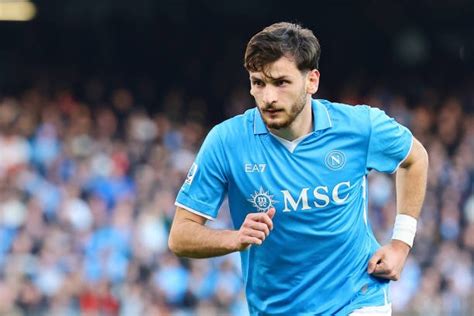 “ნაპოლი” კვარას გაცვლას უპირებს მედიაში გიჟური ინფორმაცია ვრცელდება