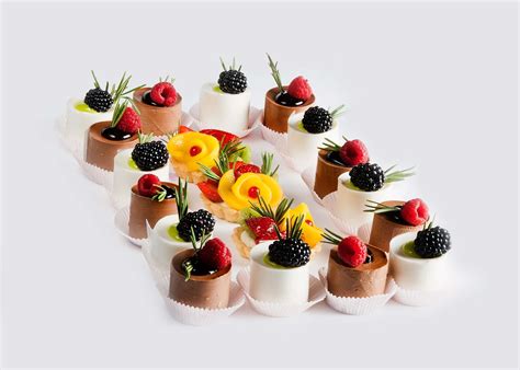 Мини пирожные для фуршета 60 фото