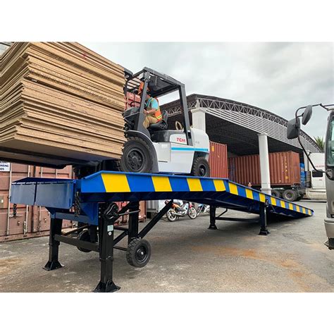 컨테이너 램프 신제품 2020 안티 슬립 트럭 램프 엔진 보증 1 년 역학 베트남 제조 공장