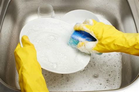 ტაფები ქვაბები და თეფშები იდეალურად სუფთა იქნება თუ ჭურჭლის სარეცხ ამ საშუალებას თავად