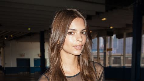 Emily Ratajkowski Blurred Lines Wallpaper