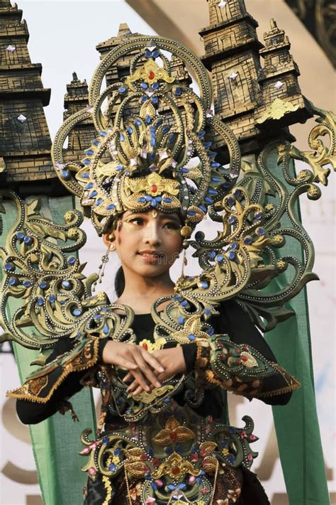 Model In A Carnaval Costume During Indonesia S Independence Day Fashion