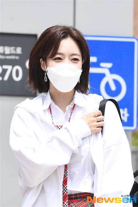 티아라 함은정 눈부신 햇살 미모[포토엔hd]