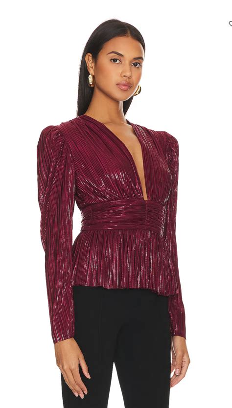 Maxim Top Ruby Wine Raina Dawn