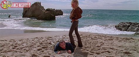 Naked Malin Akerman In The Heartbreak Kid III