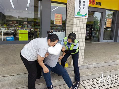 “双节”保畅不停歇，深岑高速司前服务区有这些暖心事黎银娟先生旅客